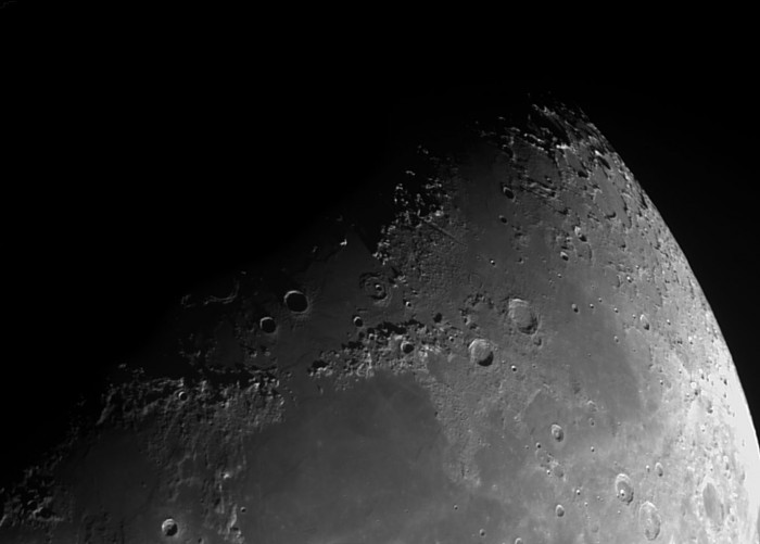 January Moon - Philipp Salzgeber photography